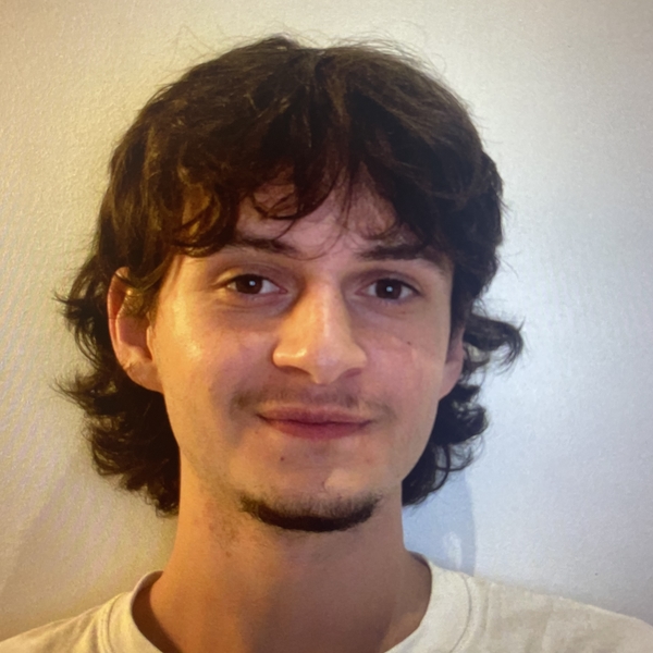 Mathieu - Prof de maths - 215MAD/h