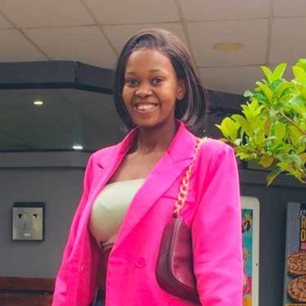 Thembeka - English tutor - $7/h