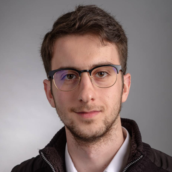 Jean-Pierre - French teacher - R461/h