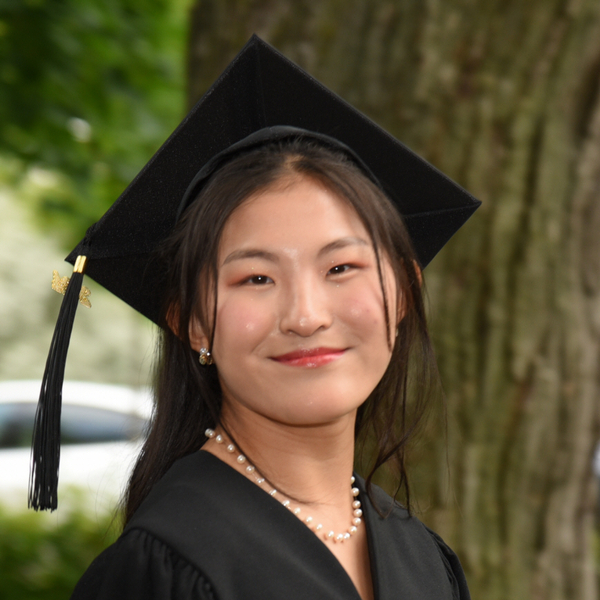 Ema - Pointe-Claire, : - Majored in Chemistry and Physics in High ...