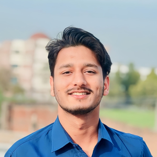 Hamza - Maths teacher in Kanpur - ₹1000/h