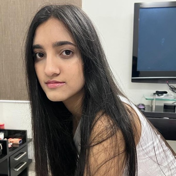 Rhea - Maths teacher - ₹1255/h