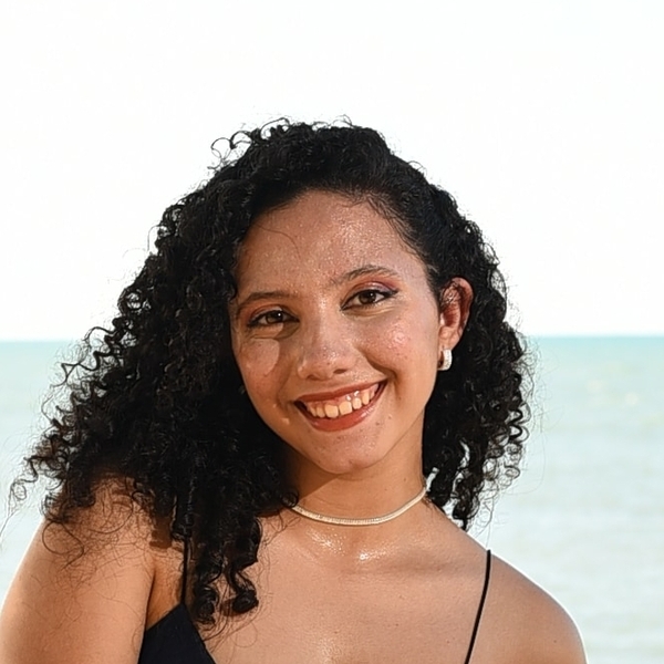 Isabelle - Professor de português - R$ 40/h - 1 avaliações