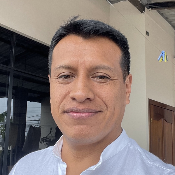 Bayron - Profesor español para extranjeros - $10412/h