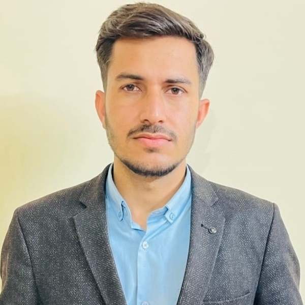 Praveen - Maths tutor - 4£/h