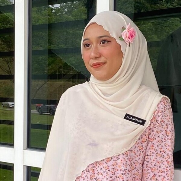 Nuralia Natasya - English teacher - ₹881/h