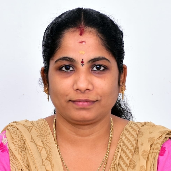 Priya - Trigonometry tutor - 8£/h