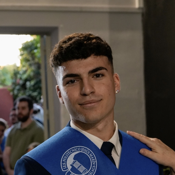 Alejandro - Profe de informática en Málaga - 9€/h Alejandro - Profe de informática en Málaga - 9€/h