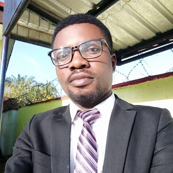 Ellis - Math tutor - $20/h - 8 avis