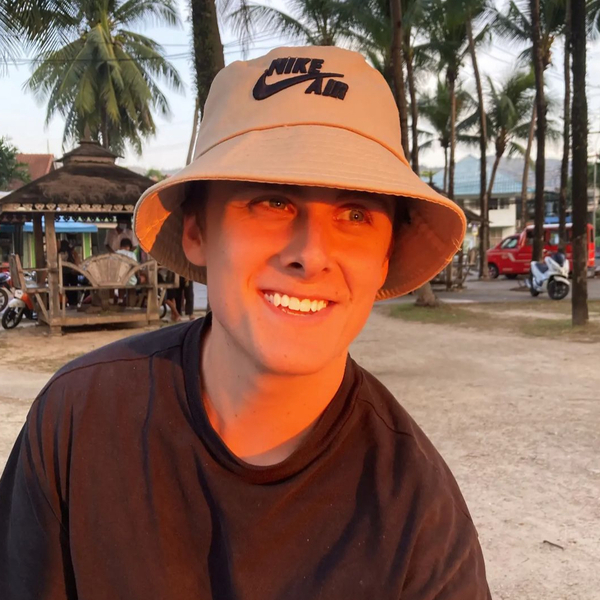 Max - Svensklärare i Stockholm - 280kr/h