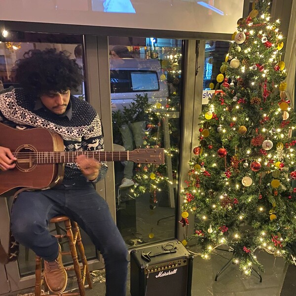 Zakariya - Gitarrenlehrer in Hamburg - 40€/h