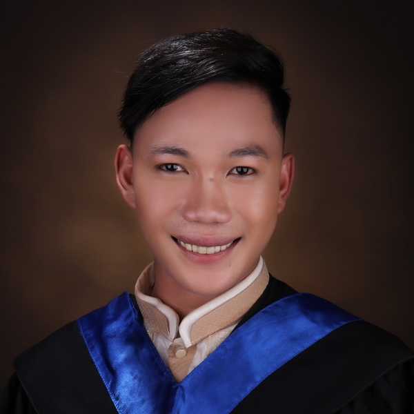 Reynard - Tagalog tutor - 183$/h