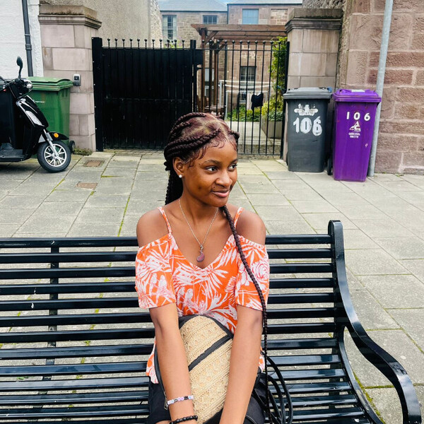 Laura - Maths tutor in Forfar - 10£/h