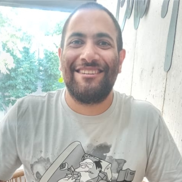 Felipe - Profesor de historia - $7487/h - 1 opiniones