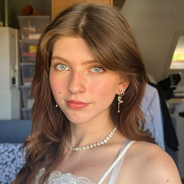 Jade - Esol (english) tutor - S$31/h