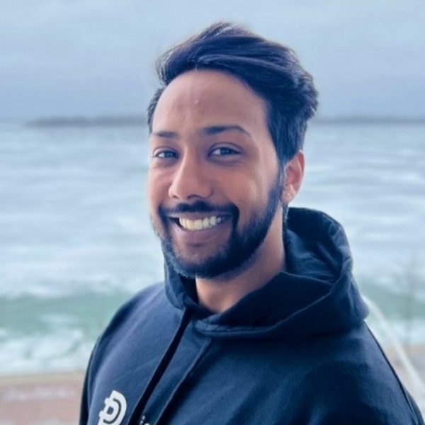 Christian - Physics tutor - RM118/h