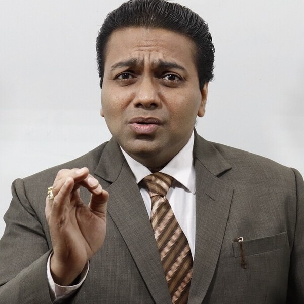 Vikram - Maths tutor - RM93/h