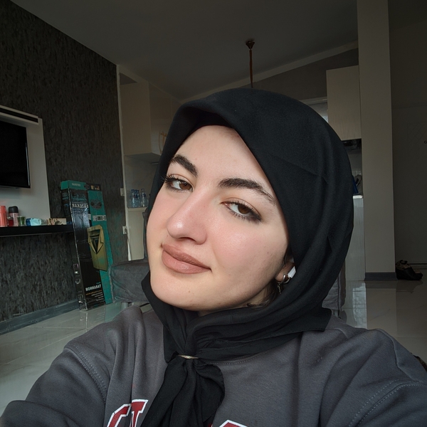 Aisha - Arabic tutor - $38/h