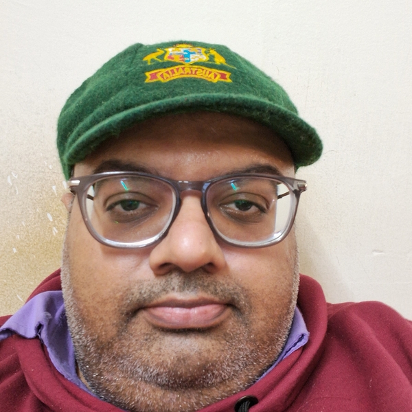 Manish - SQL tutor - 9$/h