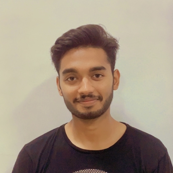 Shubham - Maths tutor - 4£/h