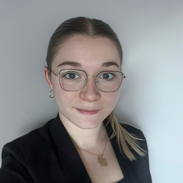 Sienna - ESOL tutor - 19£/h