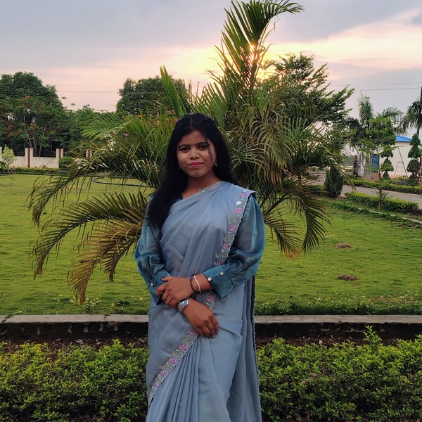 Deepti - Hindi tutor - 4£/h