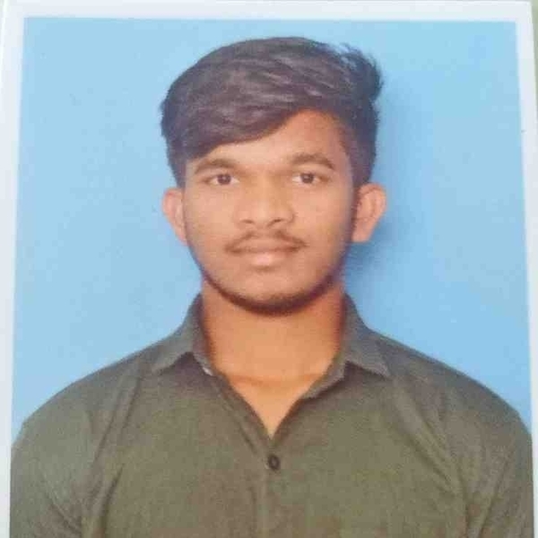 Shiva - Maths tutor - 4£/h