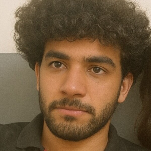 Minaam - Maths tutor - $6/h