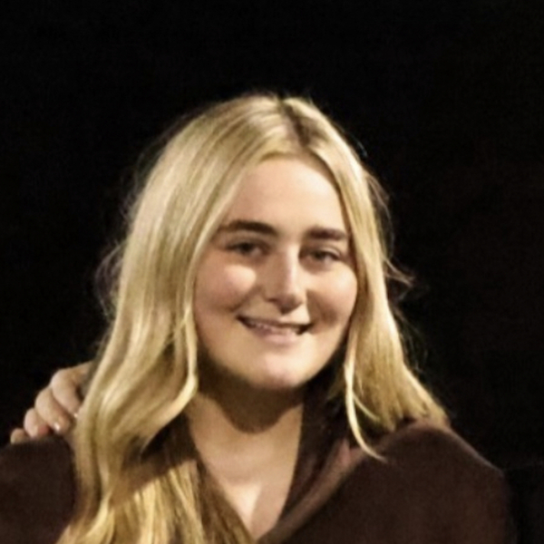 Ellie - Maths teacher - ₹1509/h