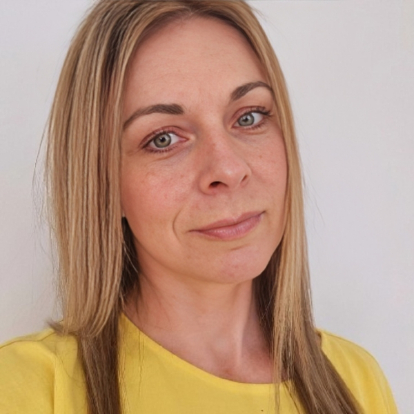 Iris - Microsoft excel tutor - $61/h