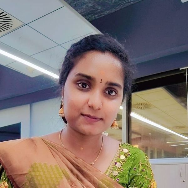 Aarthi - Tamil tutor in Belfast - 8£/h