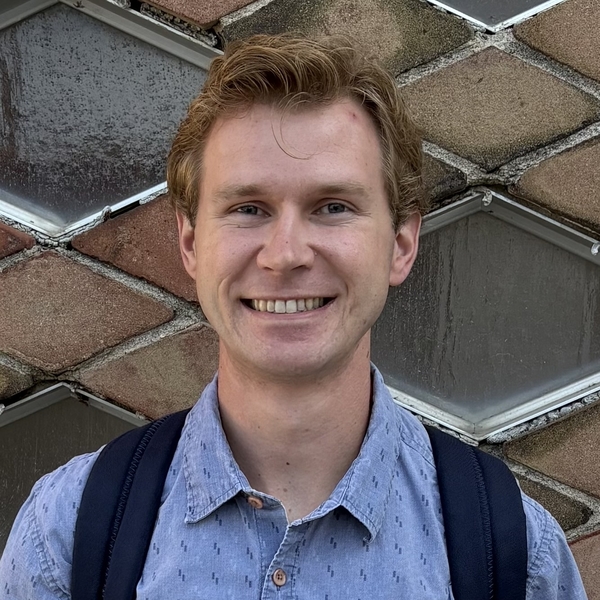 Cory - Maths tutor - 11£/h - 1 reviews