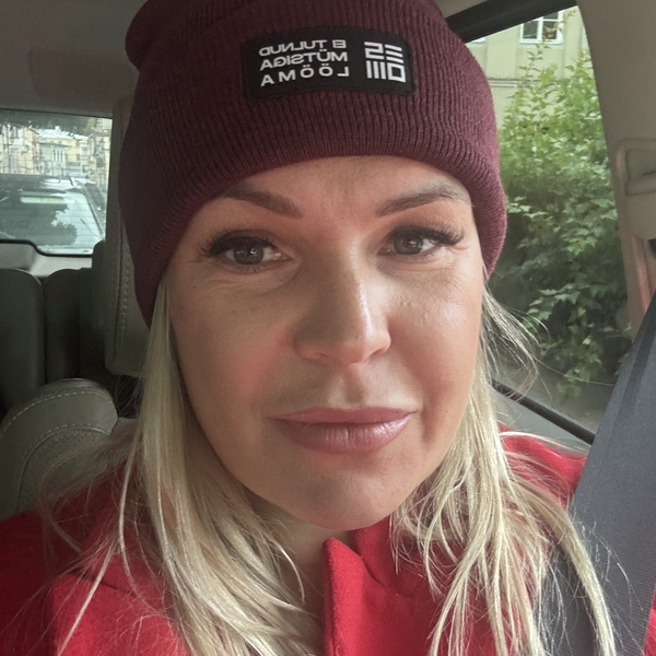 Eylin - eesti keel teise keelena õpetaja Sauel - 20 €/h