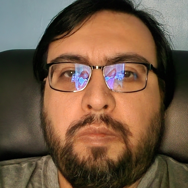 Luis - Profesor informática - $12468/h