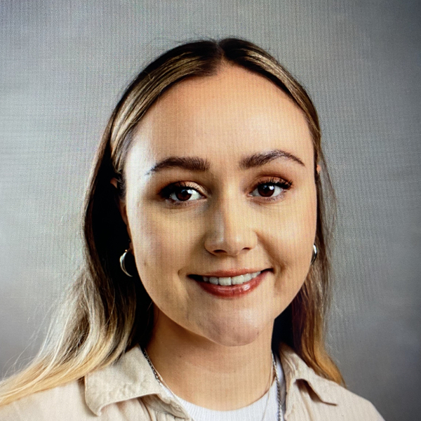 Leila - Lehrkraft für Deutsch - 20€/h