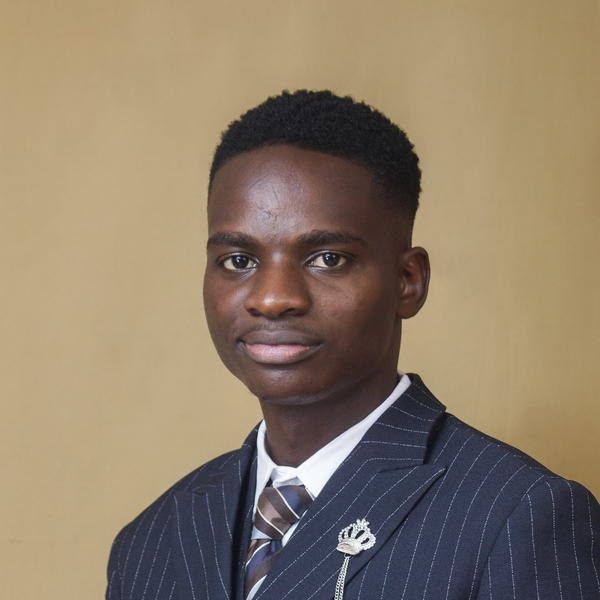 Waris - Databases tutor - 16£/h