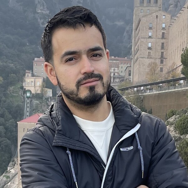 Juan - Public law teacher - R971/h