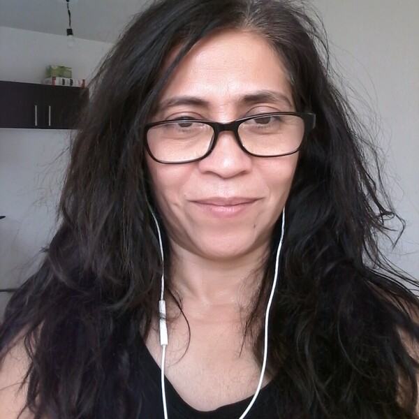 MARIA - Profesor de inglés - $8297/h - 0 opiniones