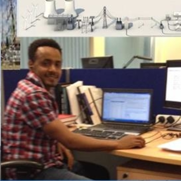 Dr Melake - Electrical engineering tutor in Leigh - 45£/h - 42 reviews