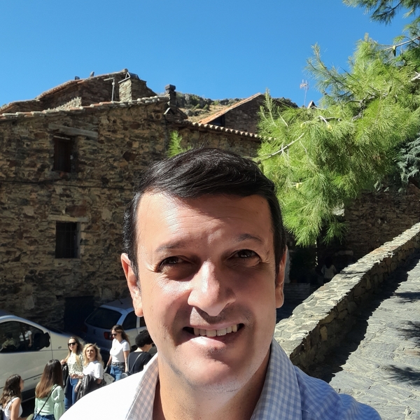 Fernando - Profesor de informática - $346/h