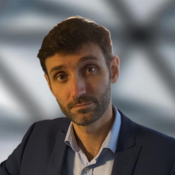 Pierre - Prof de maths à Paris - 150€/h - 2 avis - 1 élèves accompagnés