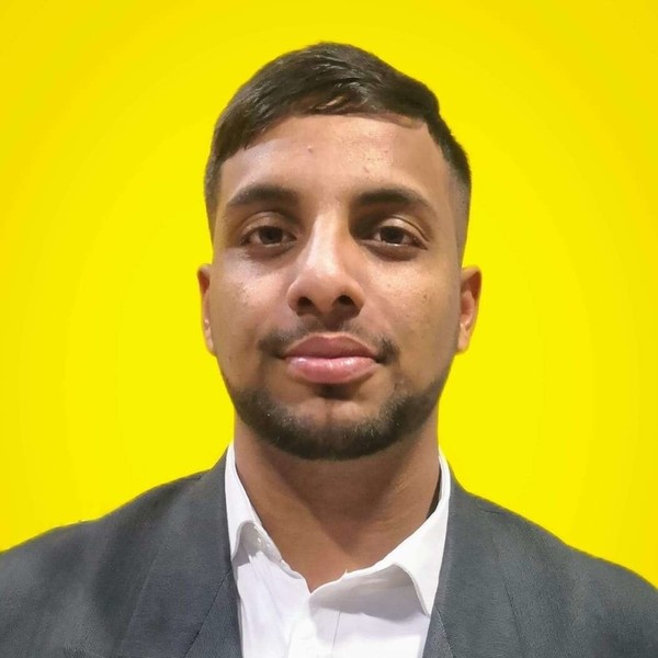 Alok - Computer programming tutor - 243$/h