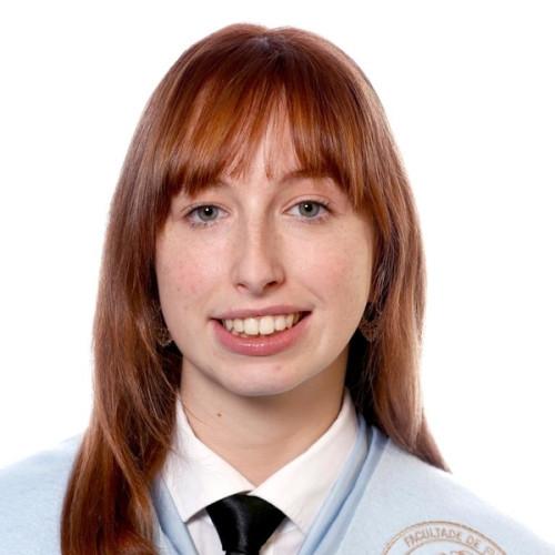 Ana - Catoira,: Graduada en Lingua e Literatura Galega, actualmente ...