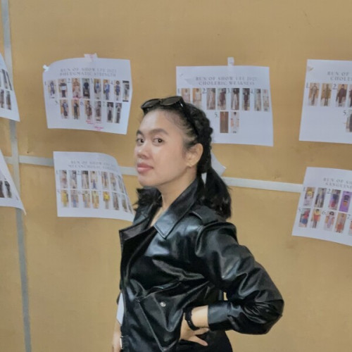 Sintha - Guru menjahit di DKI Jakarta - 170000 Rp / jam