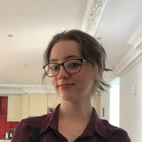 Naomi - Maths tutor in Cardiff - 50£/h - 31 reviews