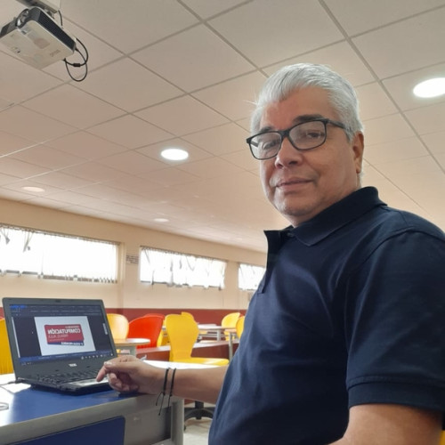 Eliott - Profesor programación - $11508/h