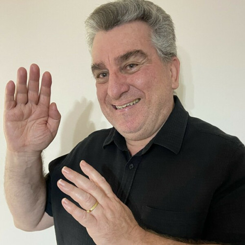 Simon - Sign language tutor - 47£/h - 1 reviews