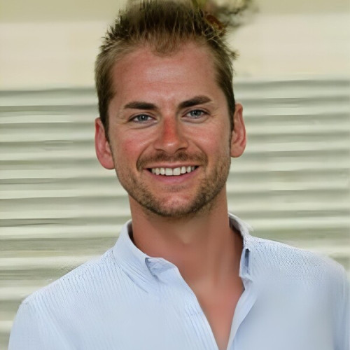 Derek - English tutor - 37$/h