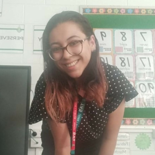 Annabelle - Maths tutor in Cairns - $40/h - 3 reviews