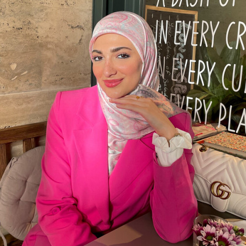 Thurayya - English tutor in New York - 25$/h - 16 reviews